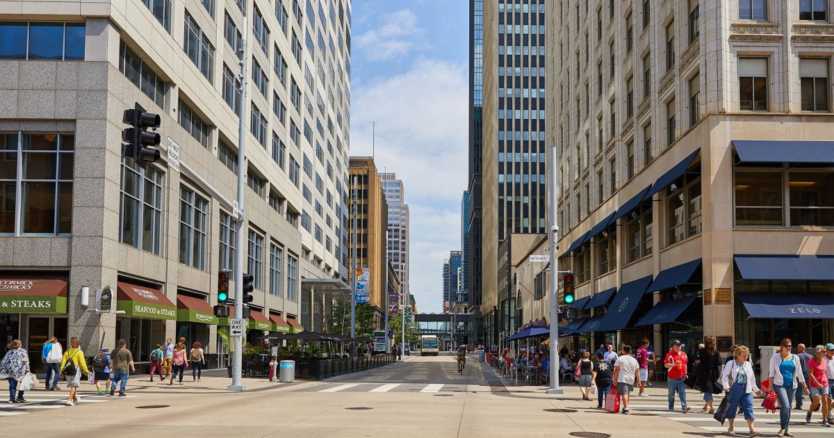 A Guide Minneapolis' Downtown Central District | Meet Minnapolis | Meet ...