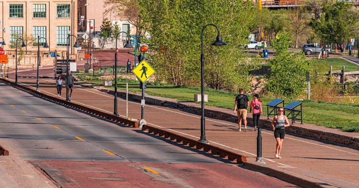 Enjoy a Car-Free Weekend in Minneapolis | Meet Minneapolis