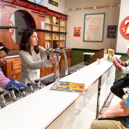 Minnesota History Center | Meet Minneapolis