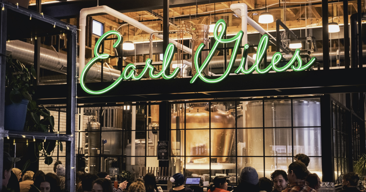 Earl Giles Restaurant and Distillery | Meet Minneapolis