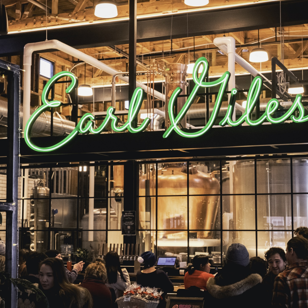 Earl Giles Restaurant and Distillery | Meet Minneapolis