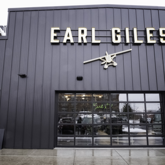 Earl Giles Restaurant and Distillery | Meet Minneapolis